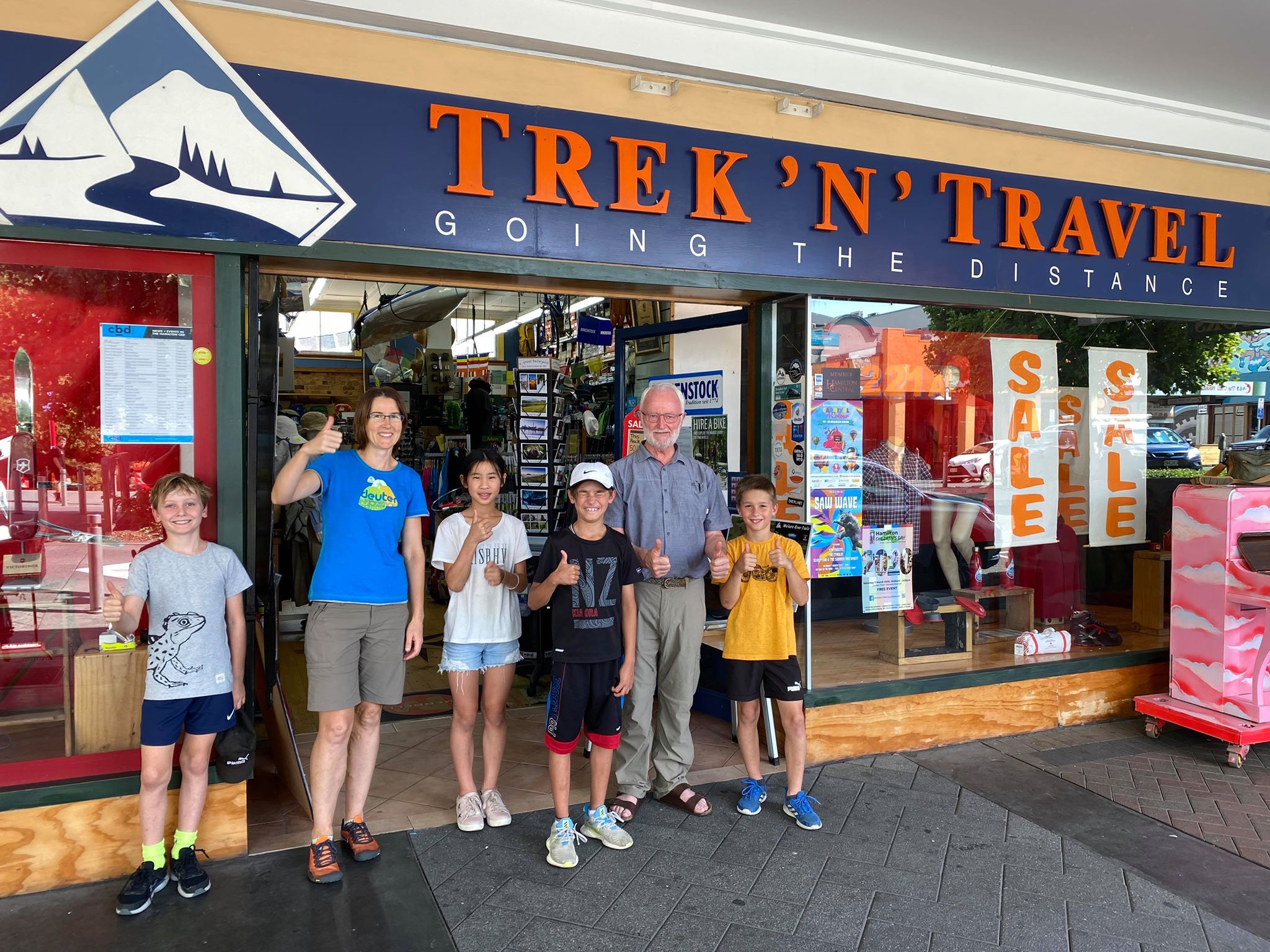 Outdoor clothing, equipment, and footwear specialists. | TreknTravel